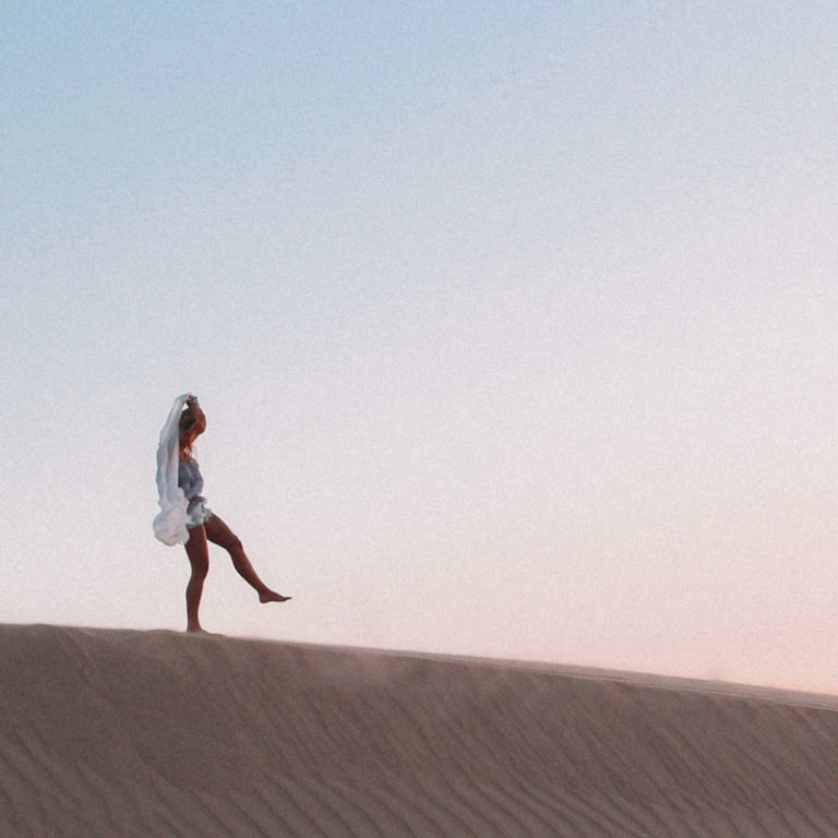 StraightAndCurlyHabits-Sqd | Kelly Exeter